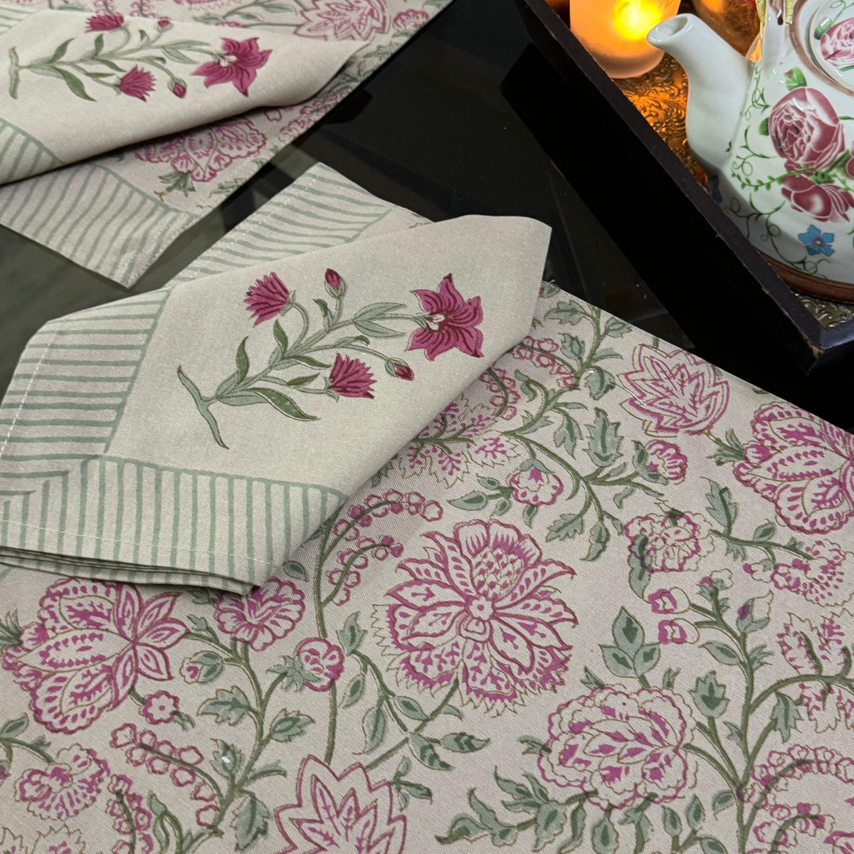 Blockprint Table Mat & Napkin Set- 6 Seater – Kapaas Katha
