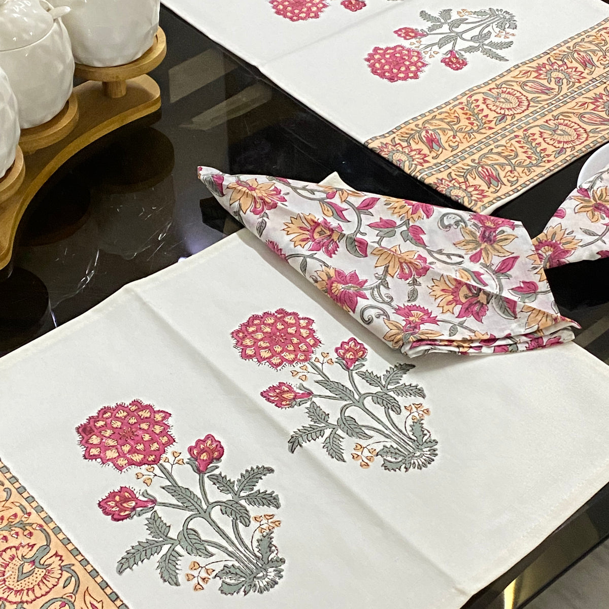 Blockprint Table Mats & Napkins Set- 6 Seater – Kapaas Katha